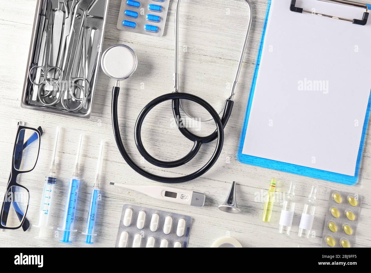Surgical table accessories hi-res stock photography and images - Alamy