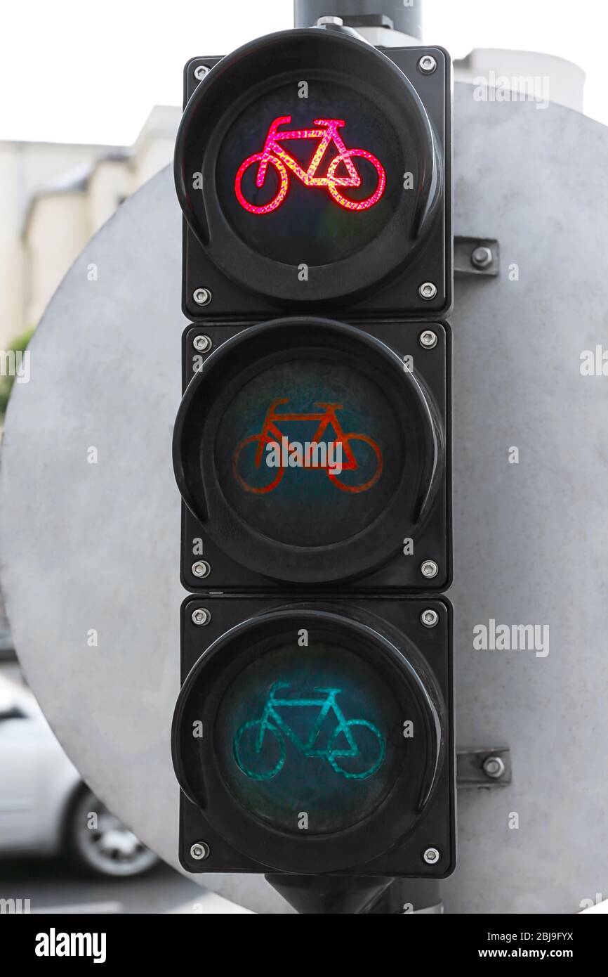 Red bicycle traffic light Stock Photo - Alamy