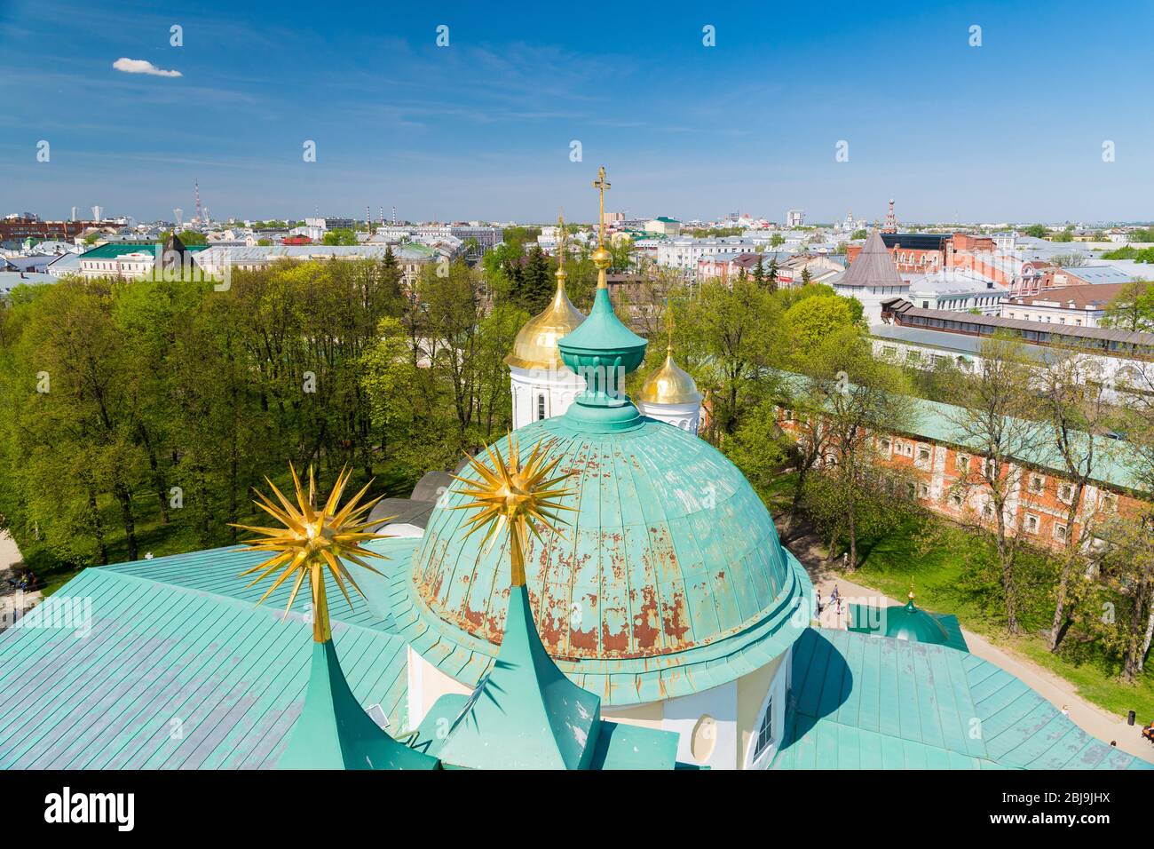 Yaroslavl hi-res stock photography and images - Alamy