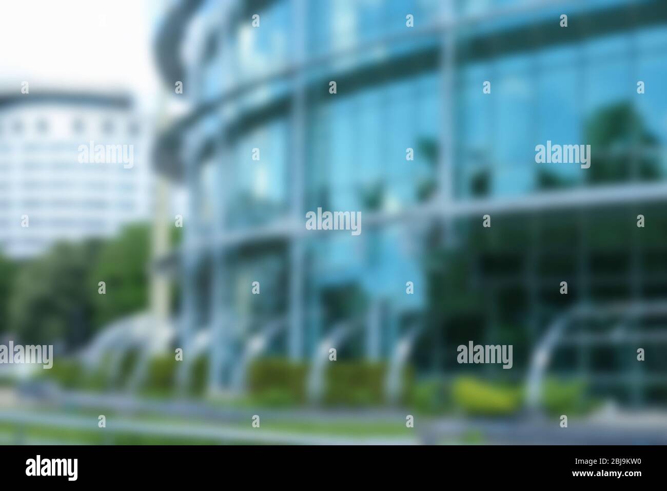 Modern office building blurred hi-res stock photography and images - Alamy