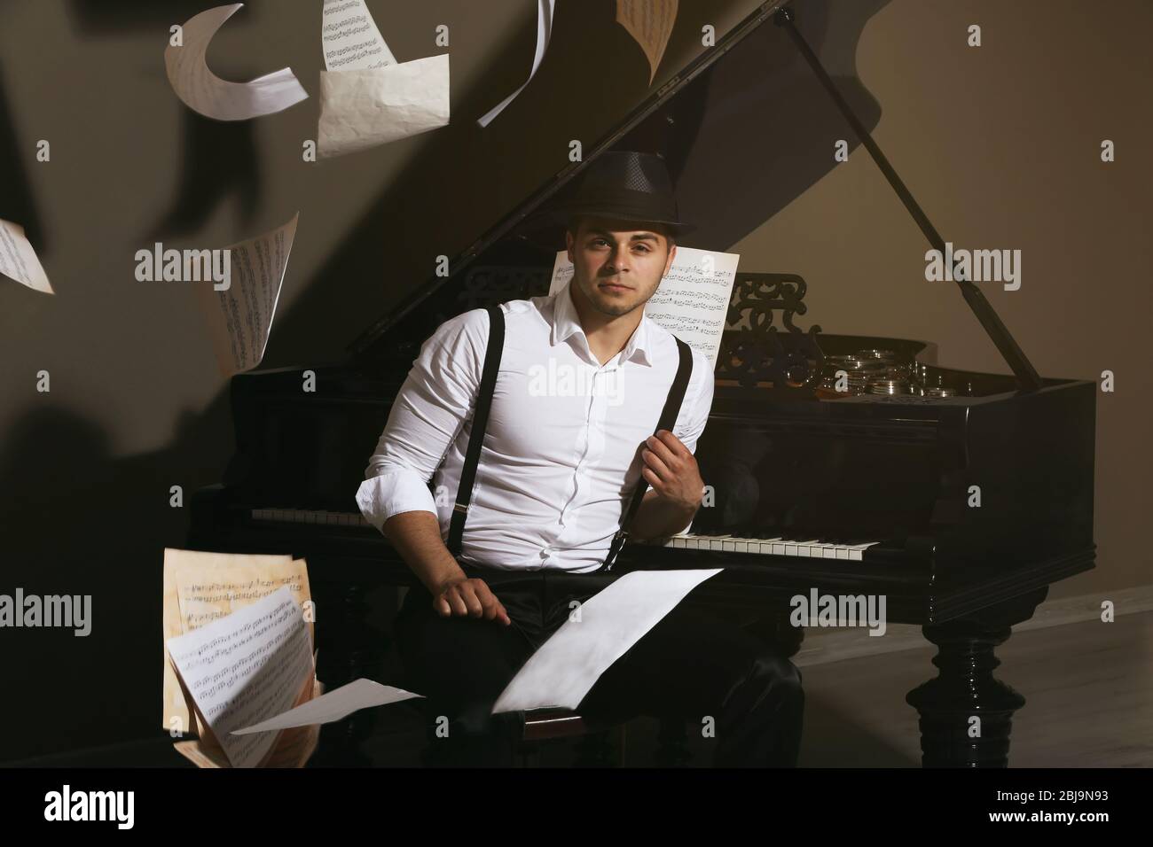 Falling piano keys hi-res stock photography and images - Alamy