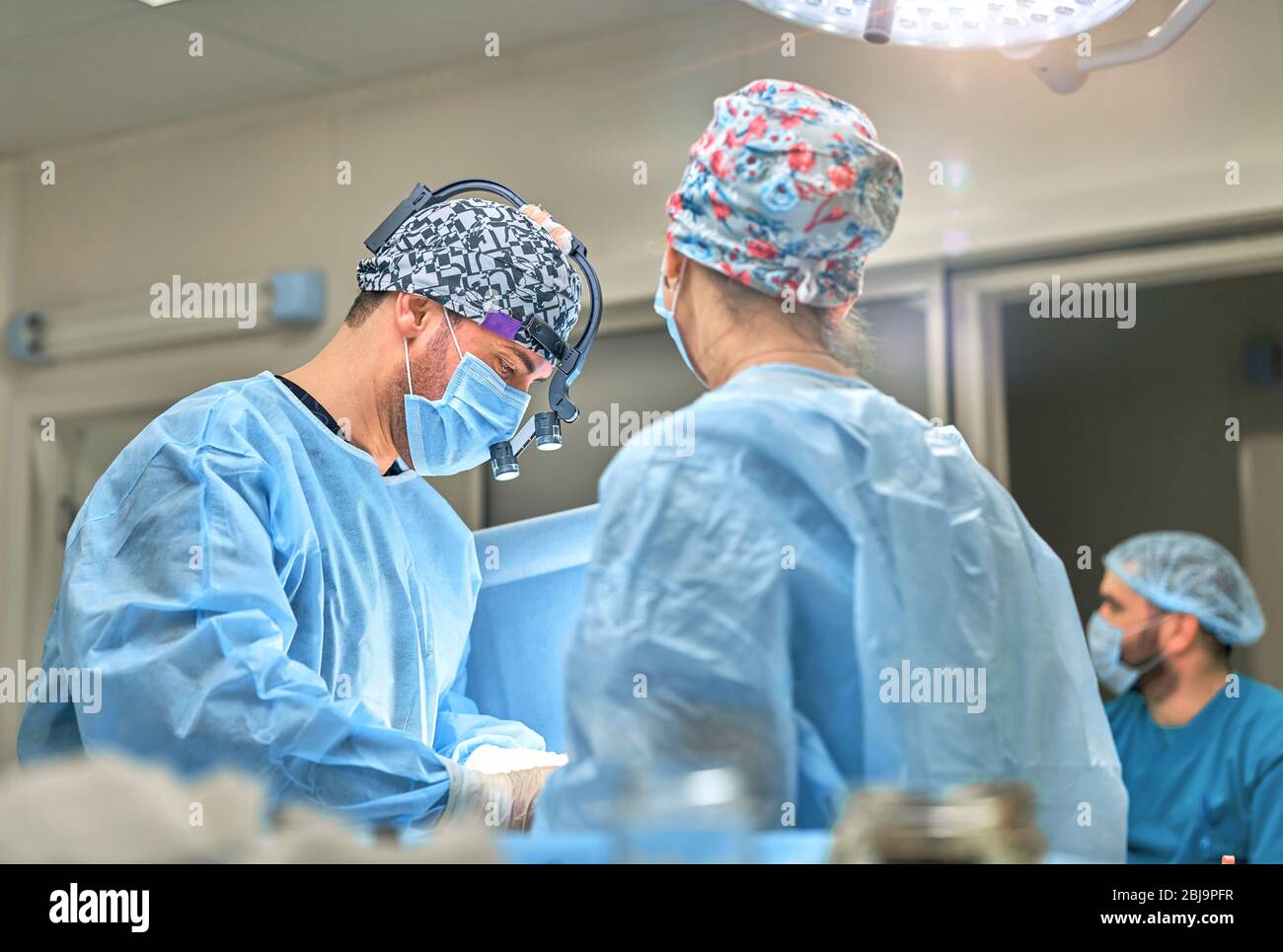 doctor performs plastic surgery Stock Photo - Alamy
