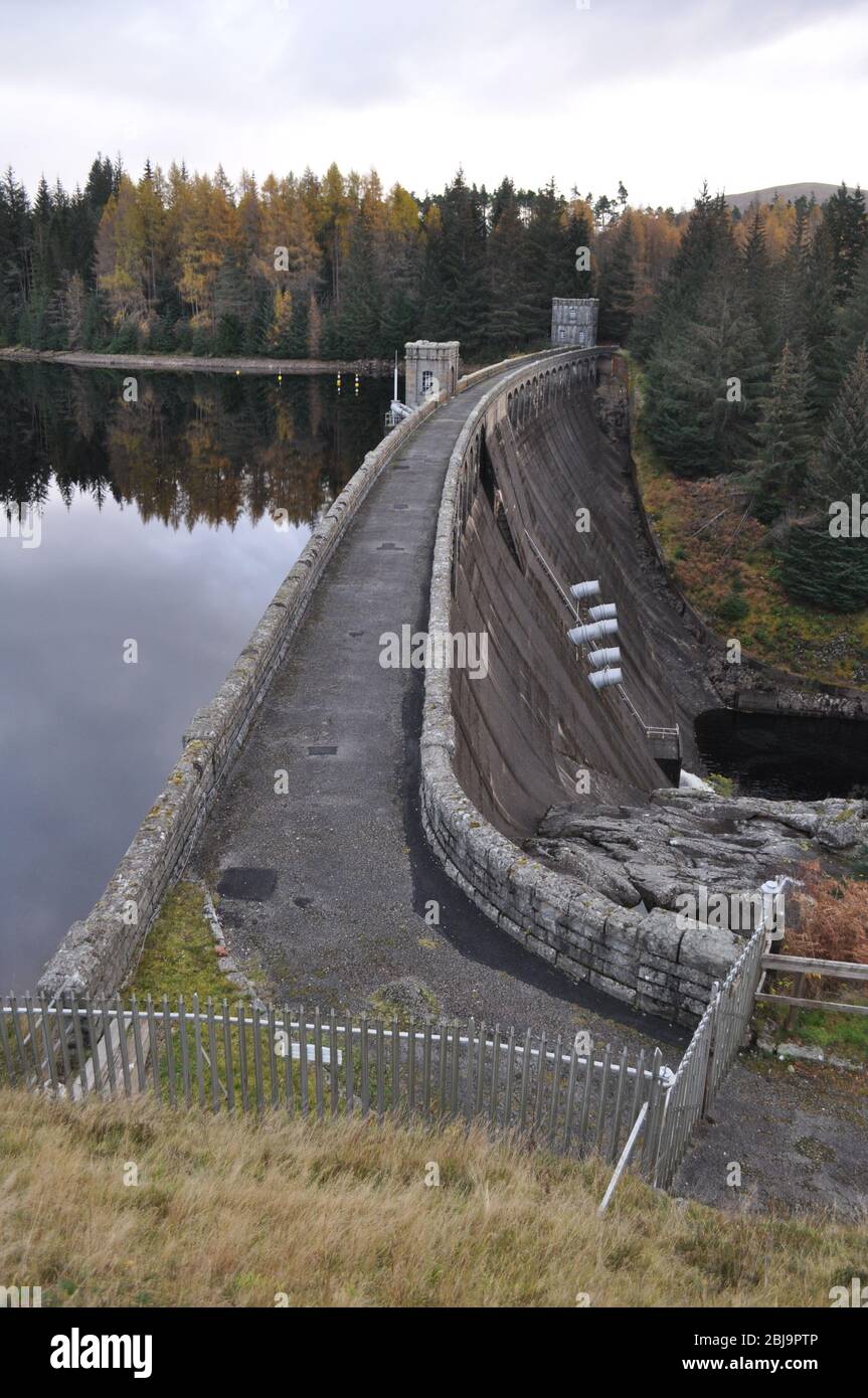 Roy bridge reservior hi-res stock photography and images - Alamy