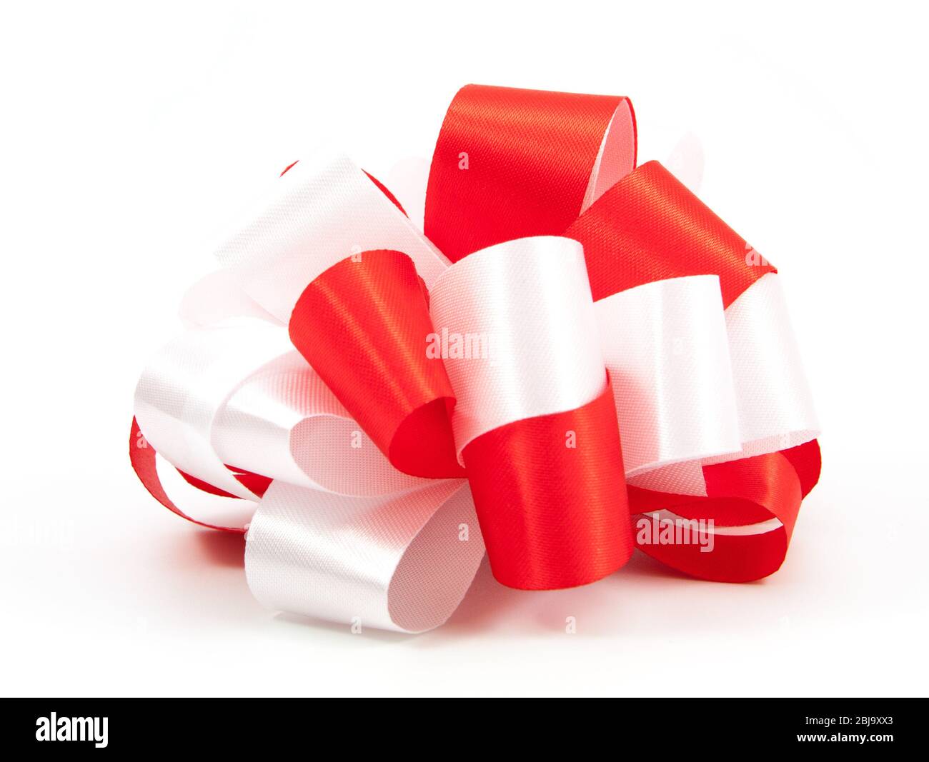 single red ribbon satin gift bow isolated on white Stock Photo - Alamy