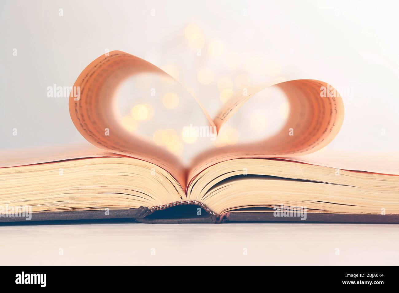 Heart shape music notes Stock Photo - Alamy