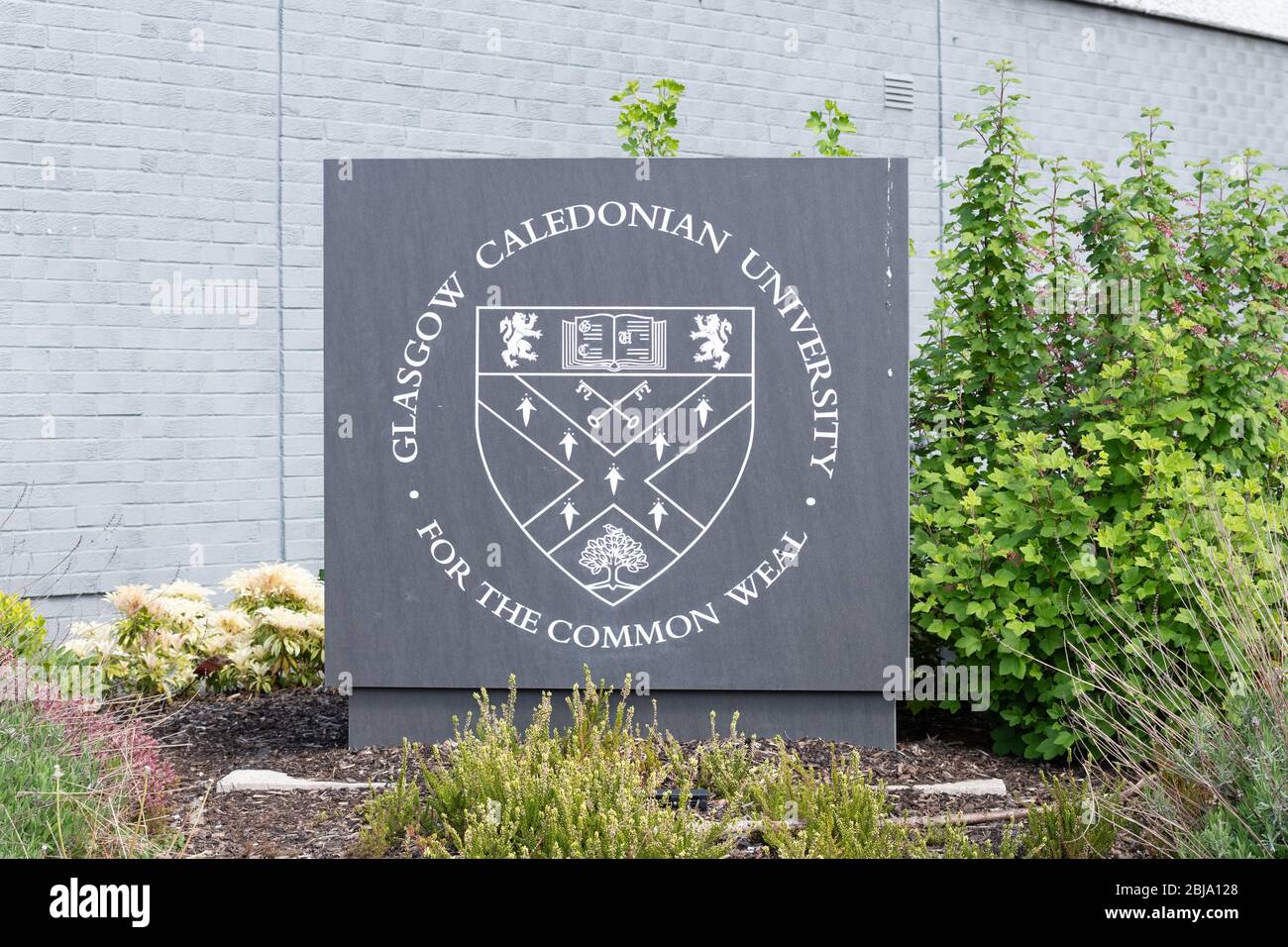 Glasgow Caledonian University for the Common Weal sign - Glasgow ...