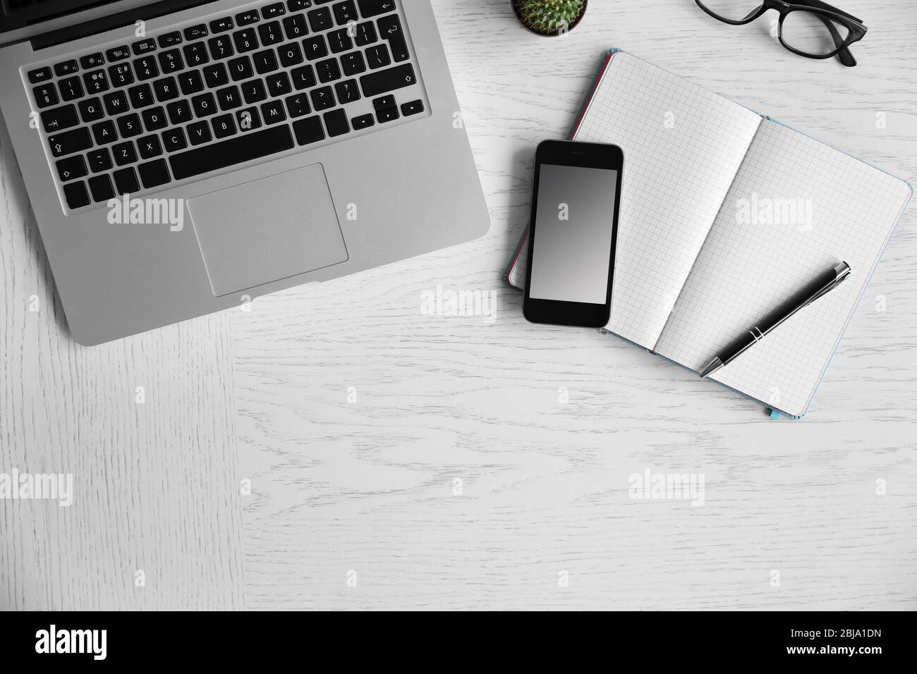 Office table, flat lay Stock Photo - Alamy