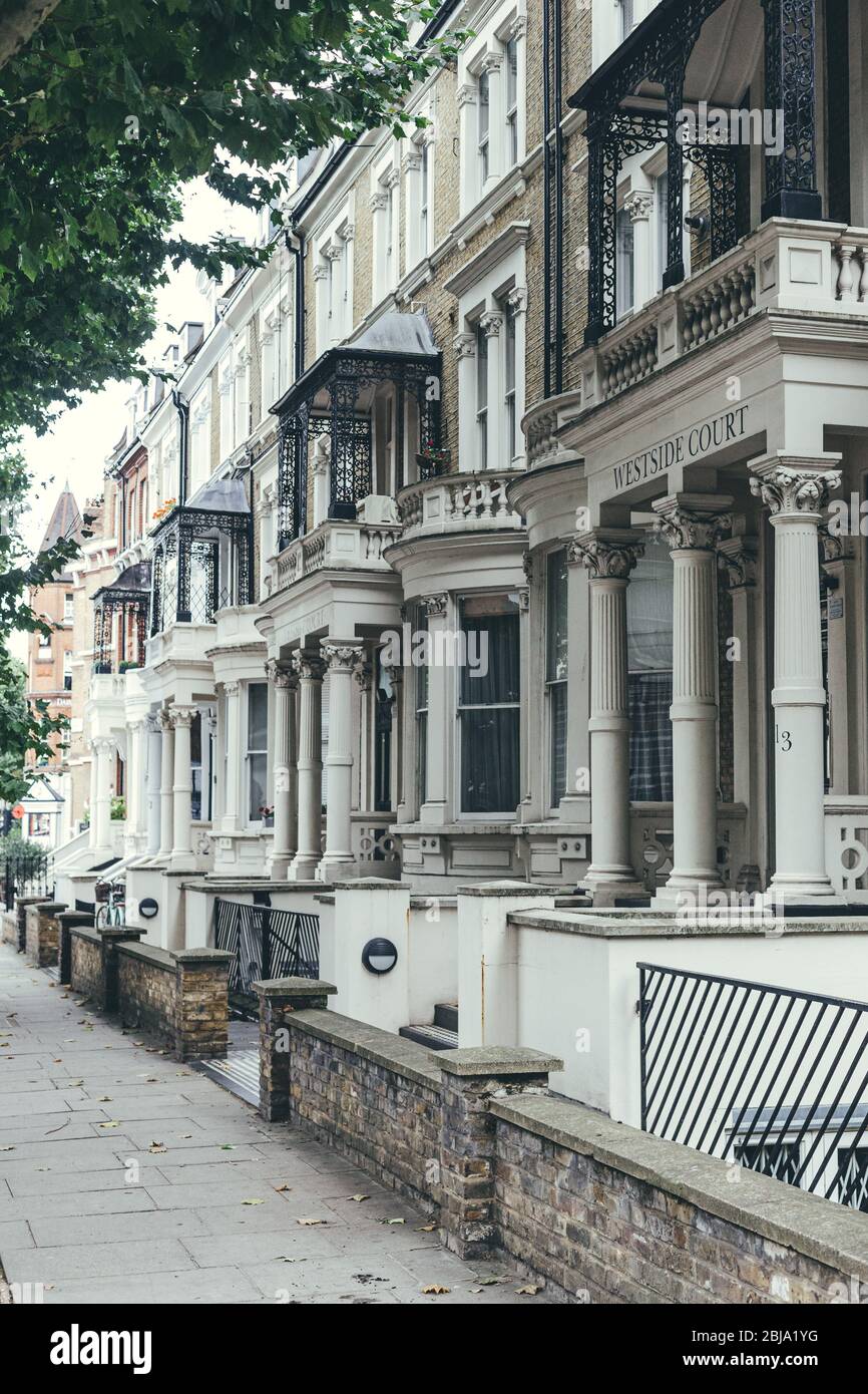 Elgin avenue hi-res stock photography and images - Alamy