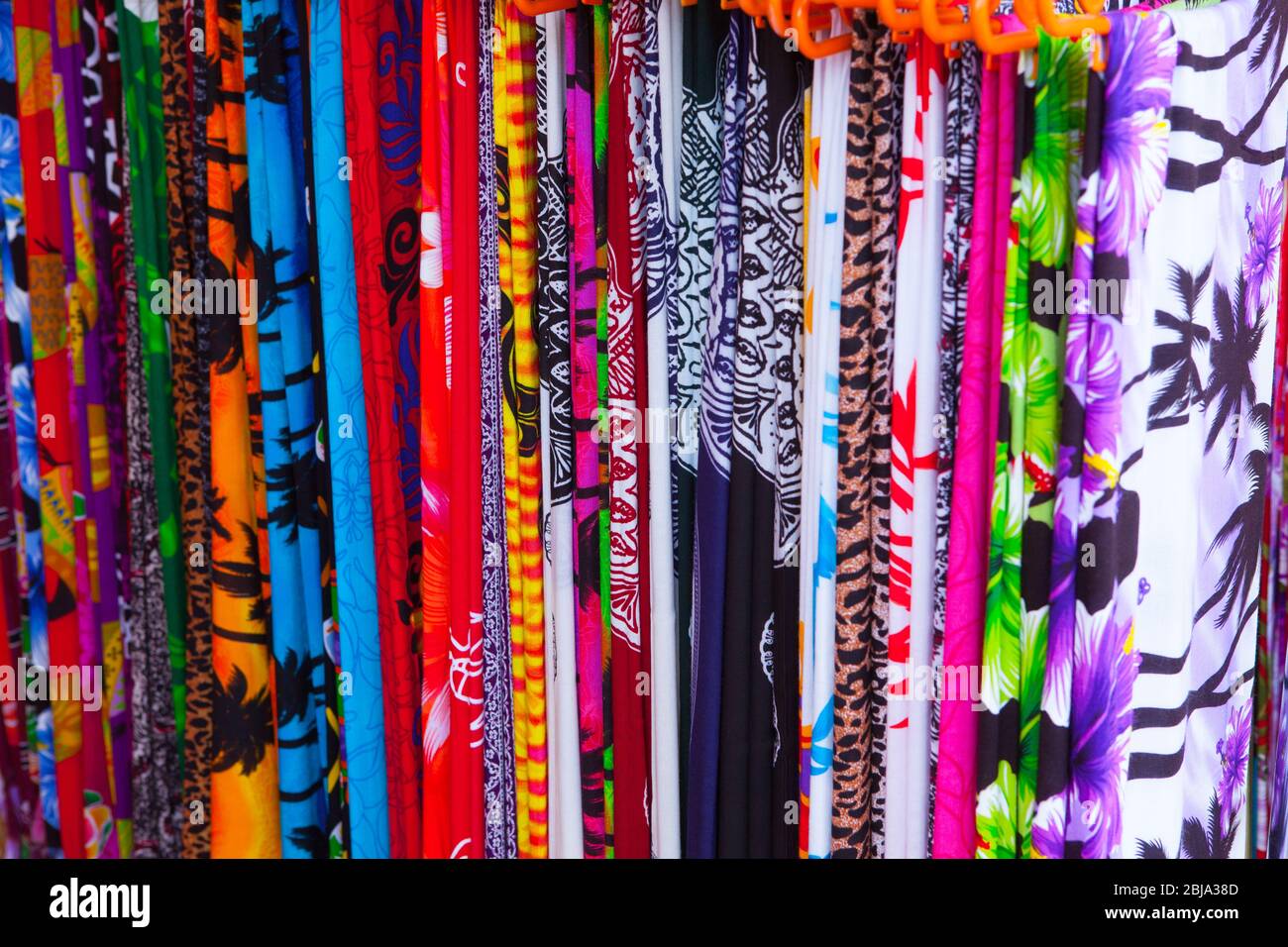 Colourful sarongs hi-res stock photography and images - Alamy