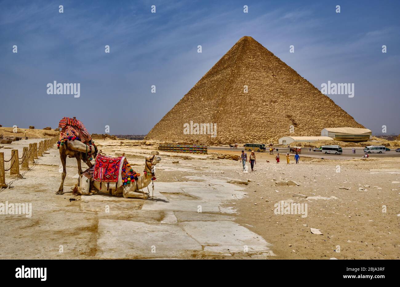 Giza plateau pyramids 2019 hi-res stock photography and images - Alamy