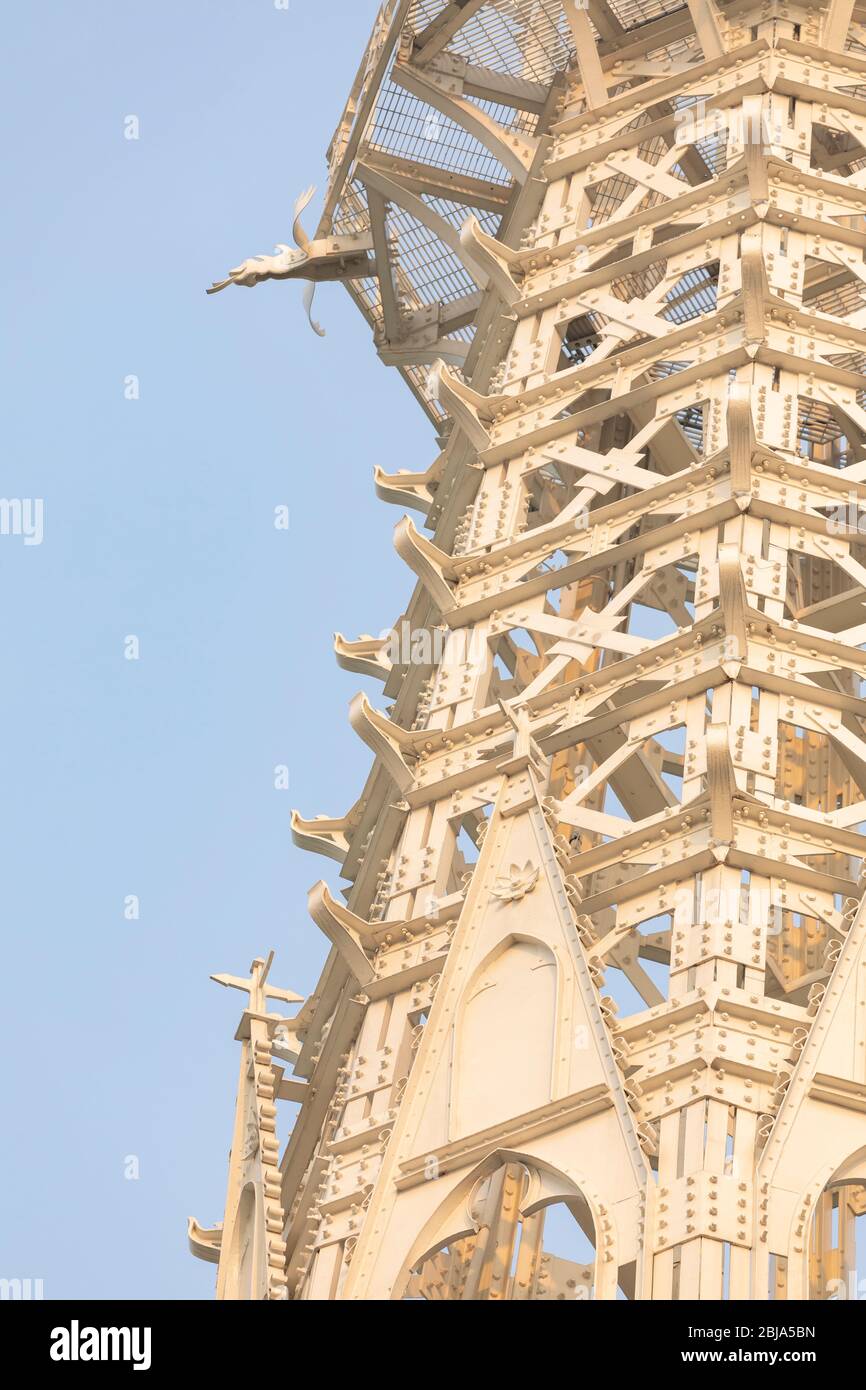 Gothic towers and portico hi-res stock photography and images - Alamy