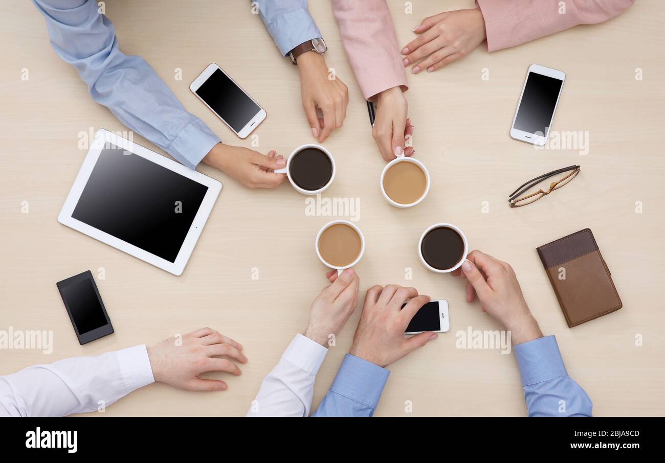 Group of people drinking coffee Stock Photo - Alamy