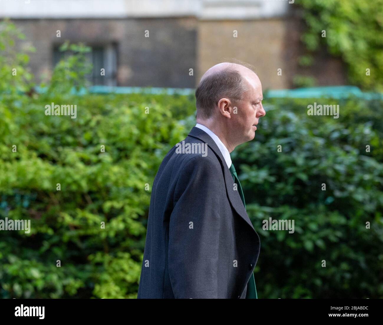 Chief medical officer chris whitty leaves hi-res stock photography and ...