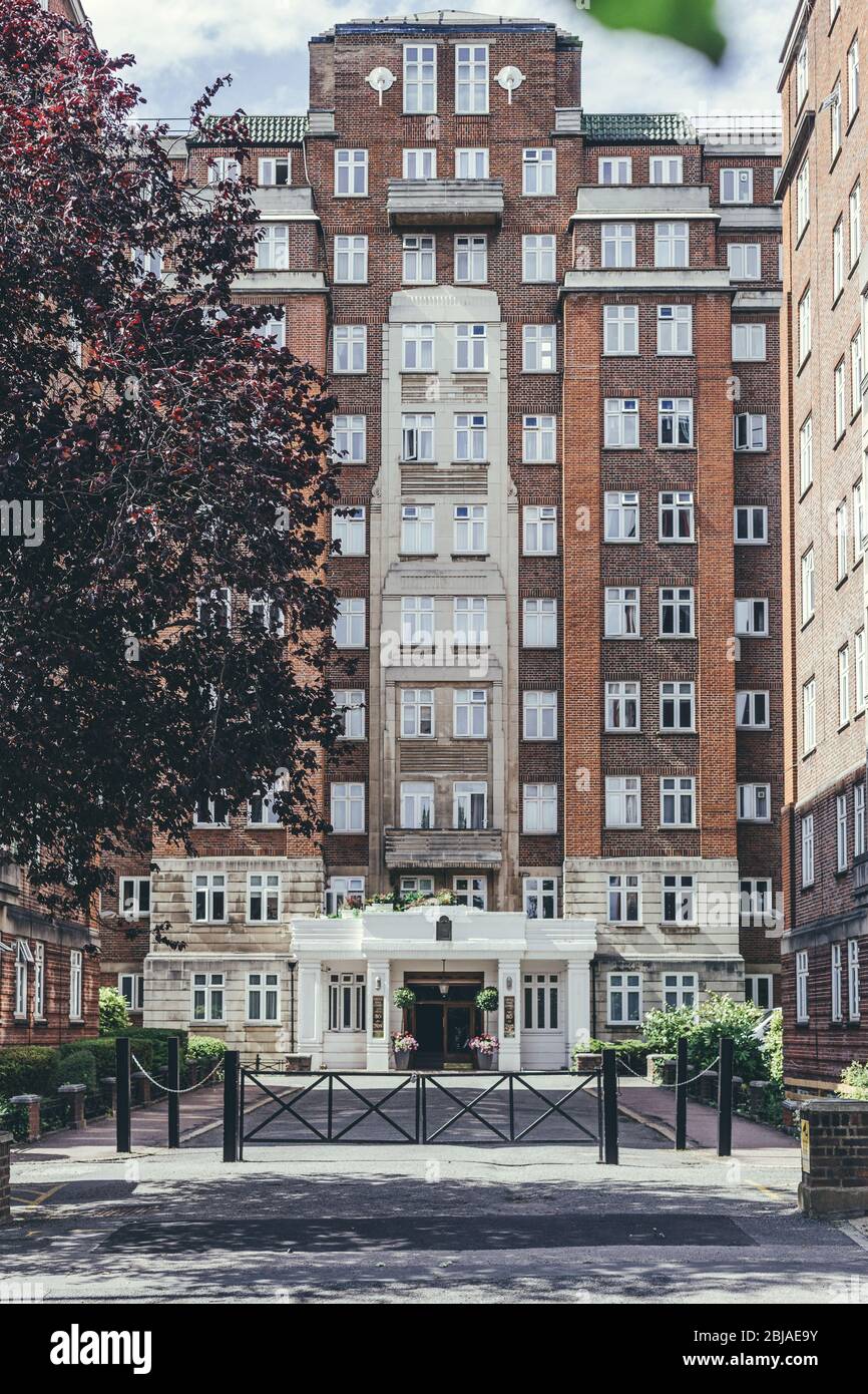 Grove hall court hi-res stock photography and images - Alamy