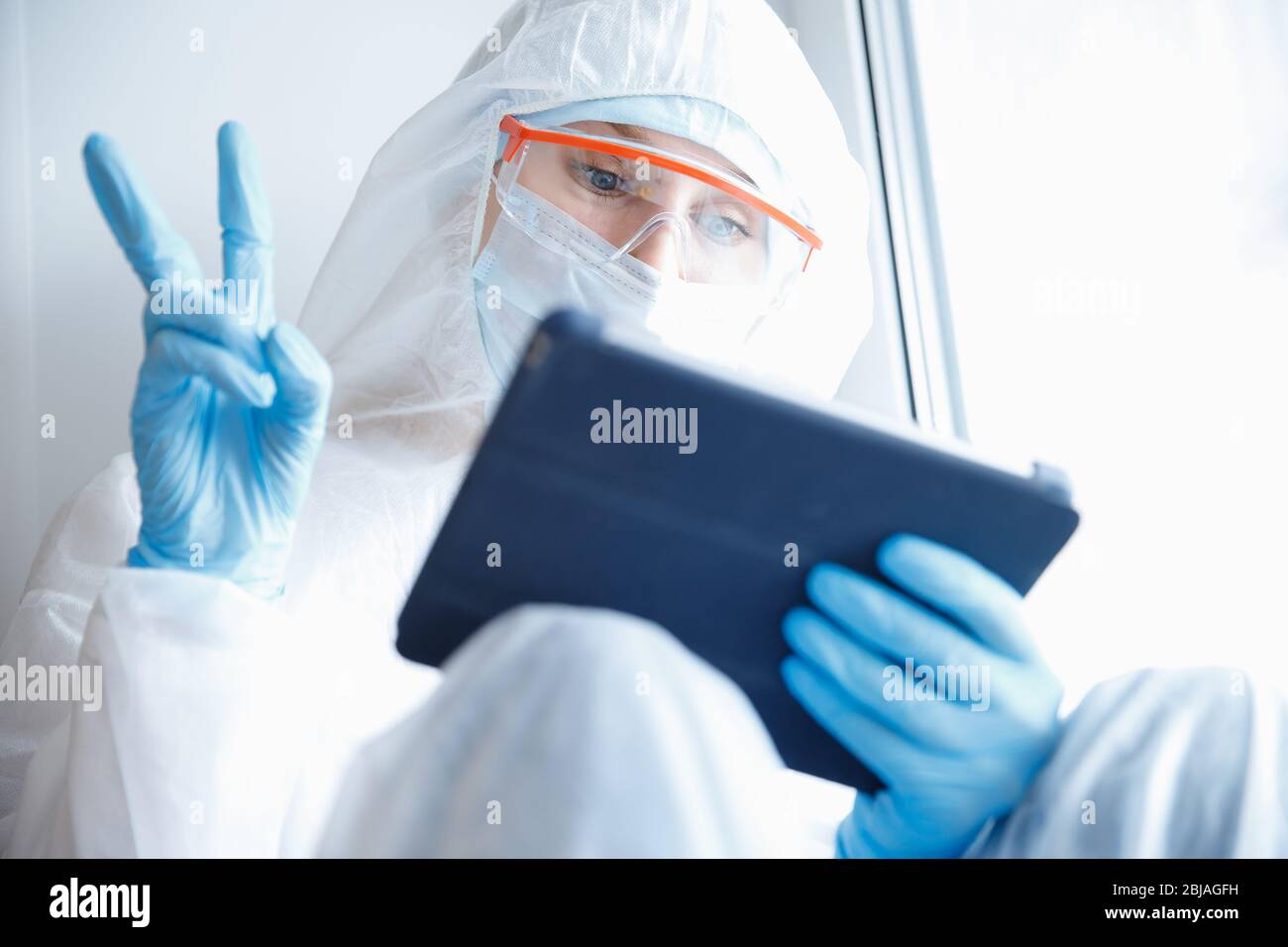 Nurse woman in quarantine coronavirus clinic calls self isolation ...