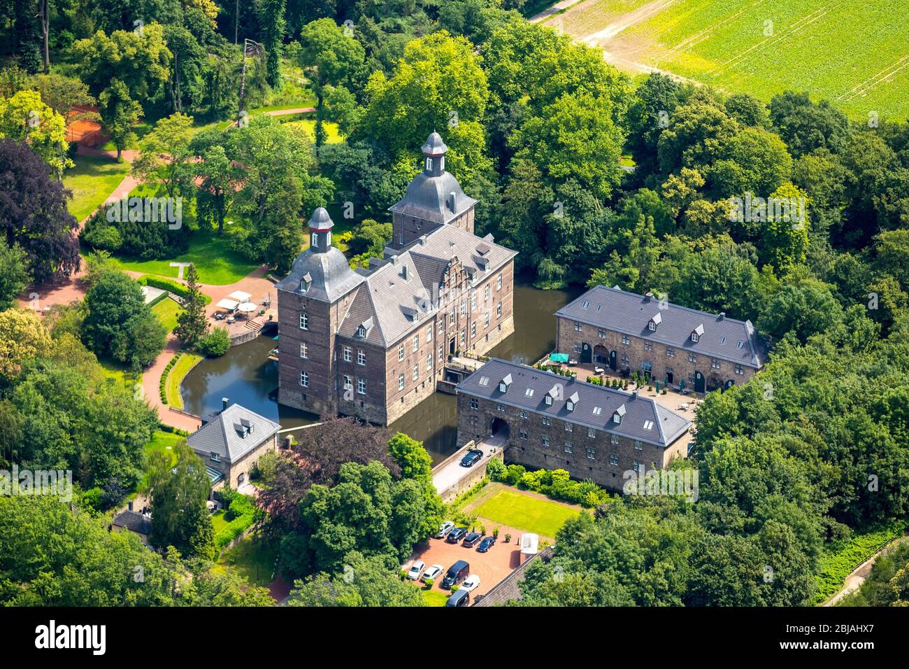 Hugenpoet castle in essen kettwig hi-res stock photography and images ...