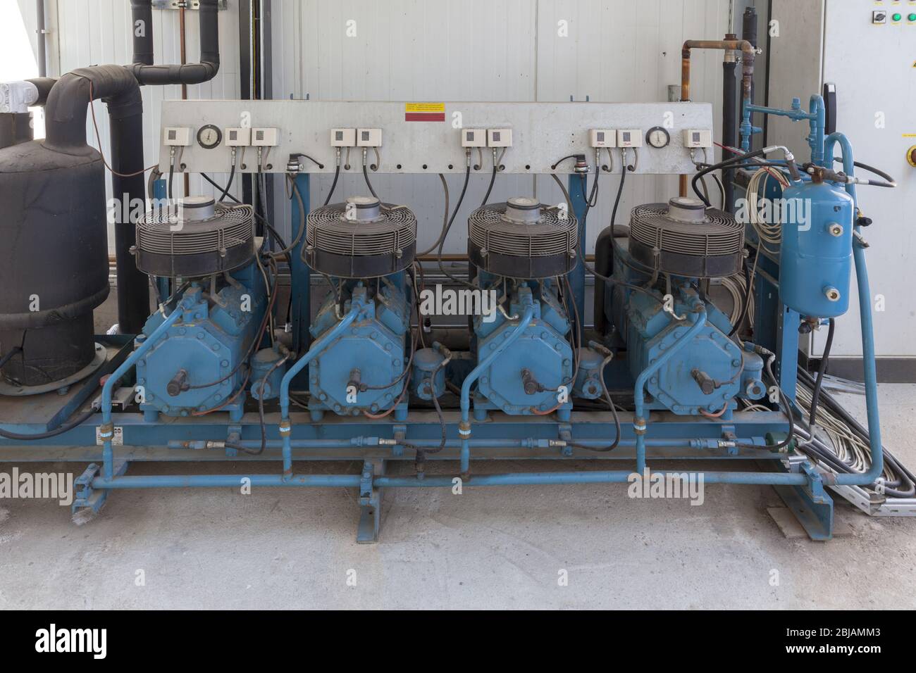 Industrial cooling system hi-res stock photography and images - Alamy