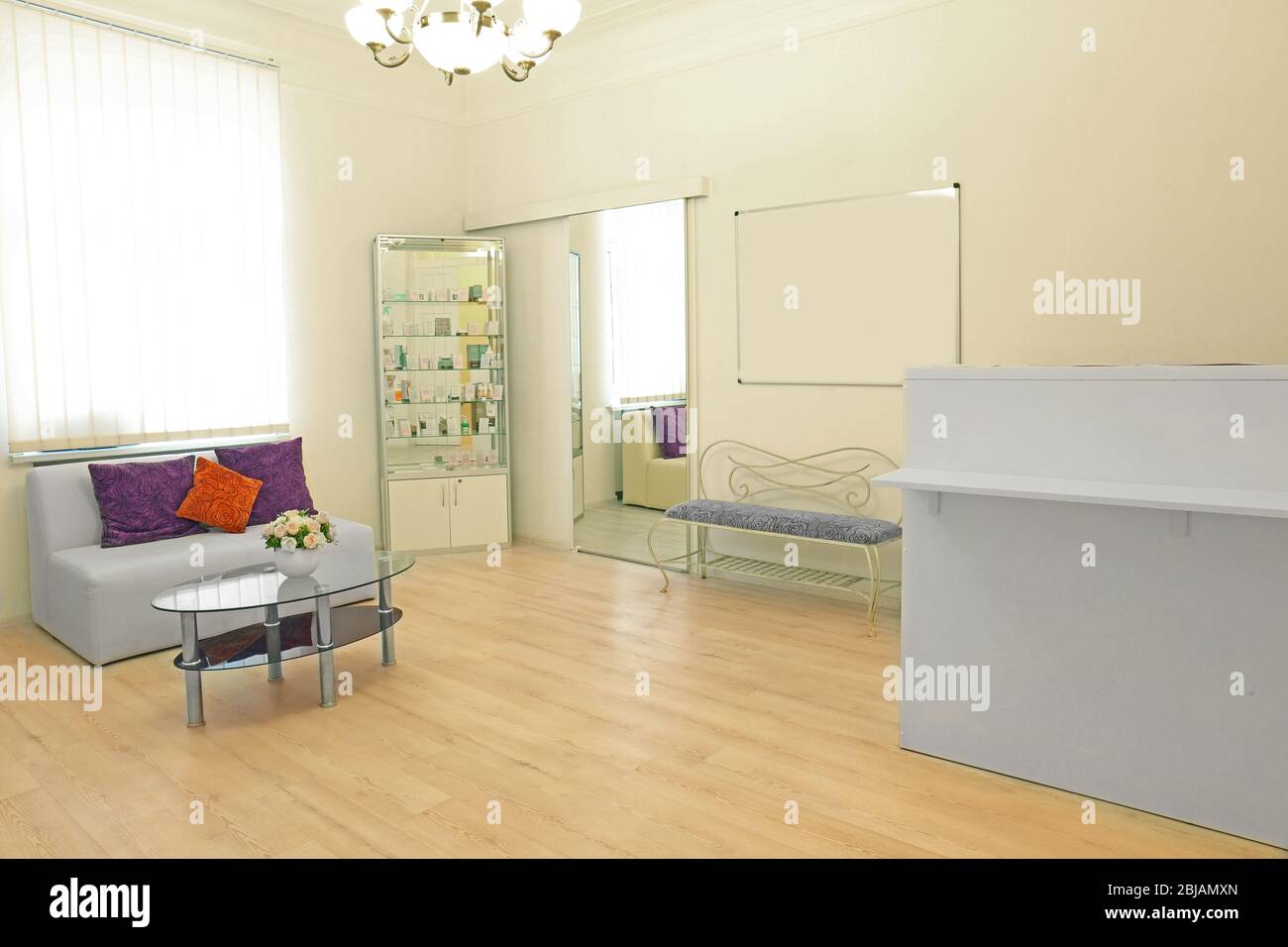 Reception room in beauty salon Stock Photo - Alamy