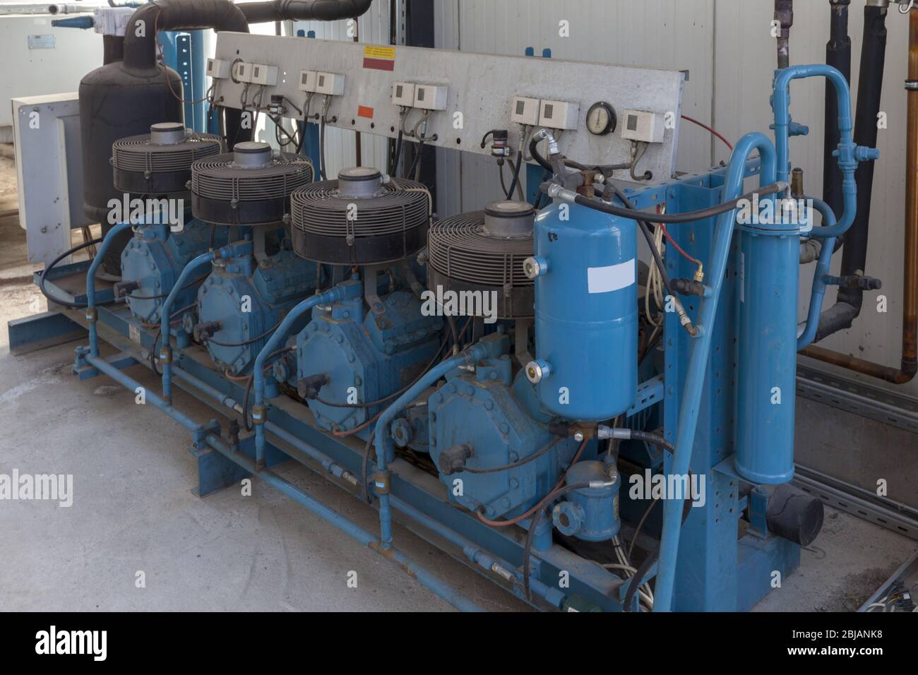 Industrial cooling system hi-res stock photography and images - Alamy