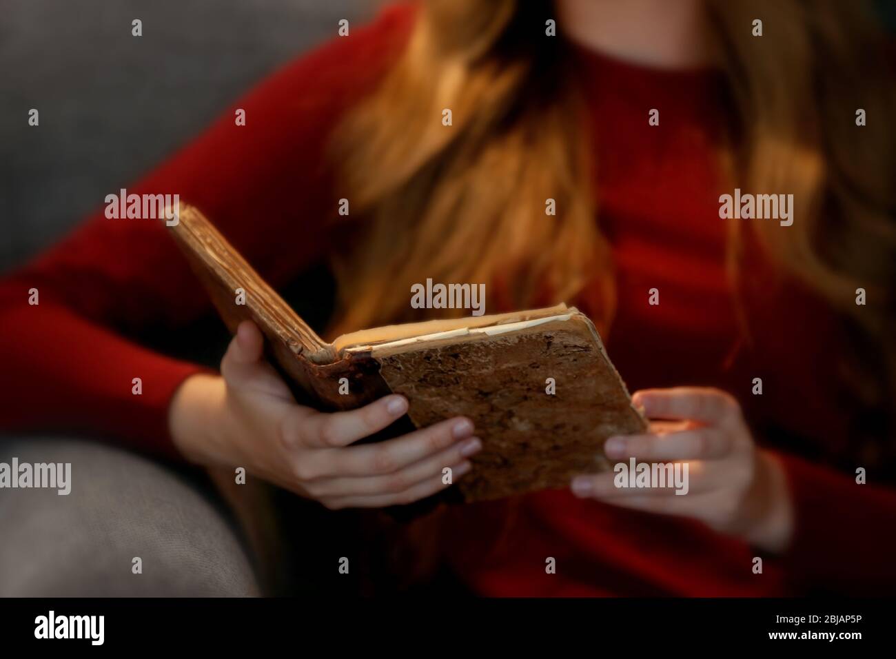 Woman reading old book Stock Photo - Alamy Woman reading old book Stock Photo - Alamy