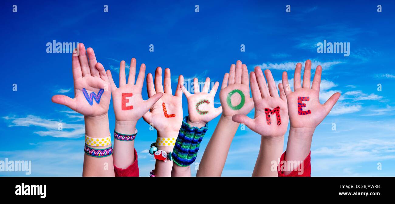 Children welcome sign hi-res stock photography and images - Alamy