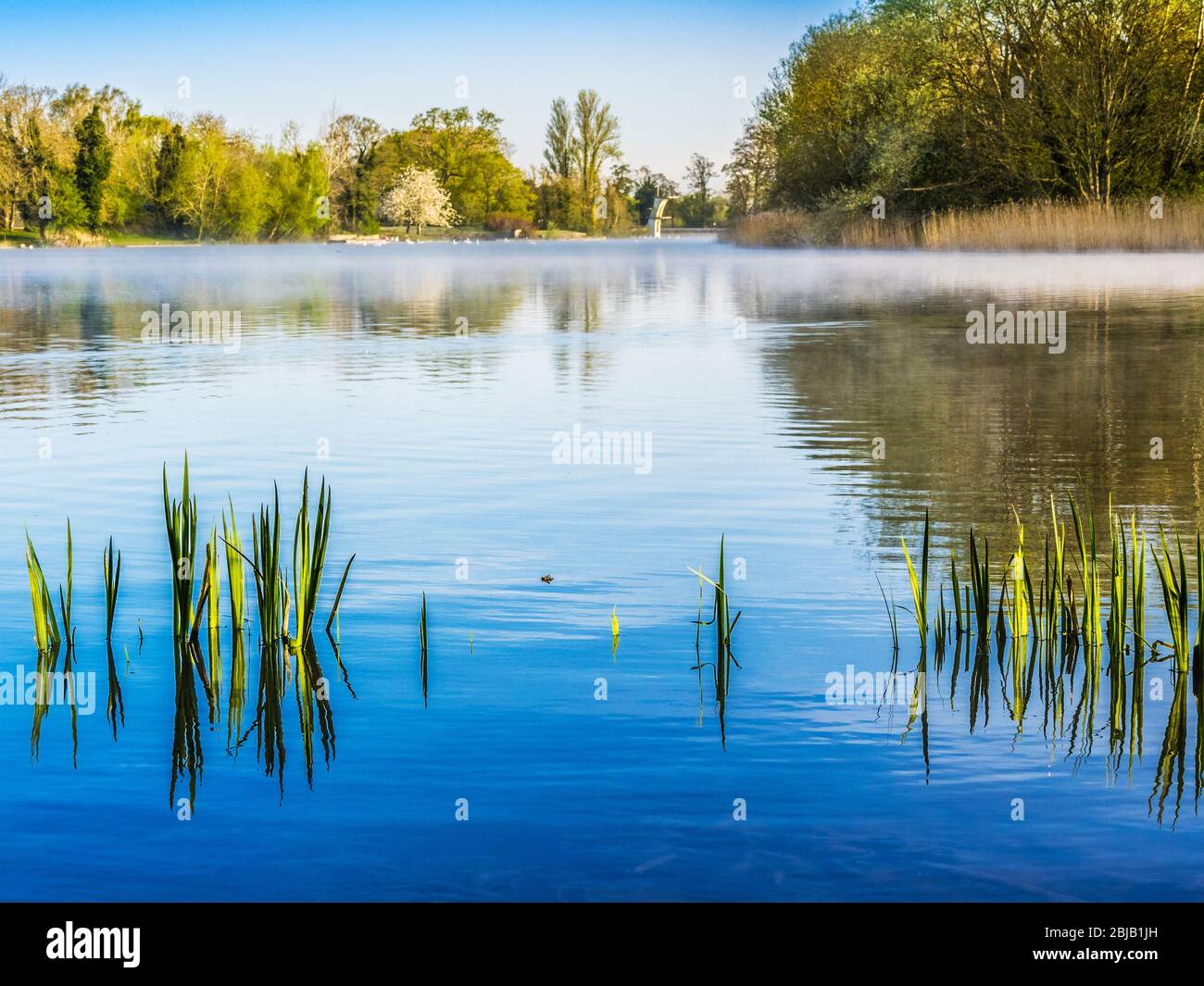 Rising sun country park hi-res stock photography and images - Alamy