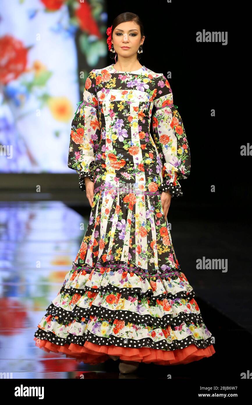 SEVILLA, SPAIN - JAN 30: model XXX wears the XXX during the ZZZ ...