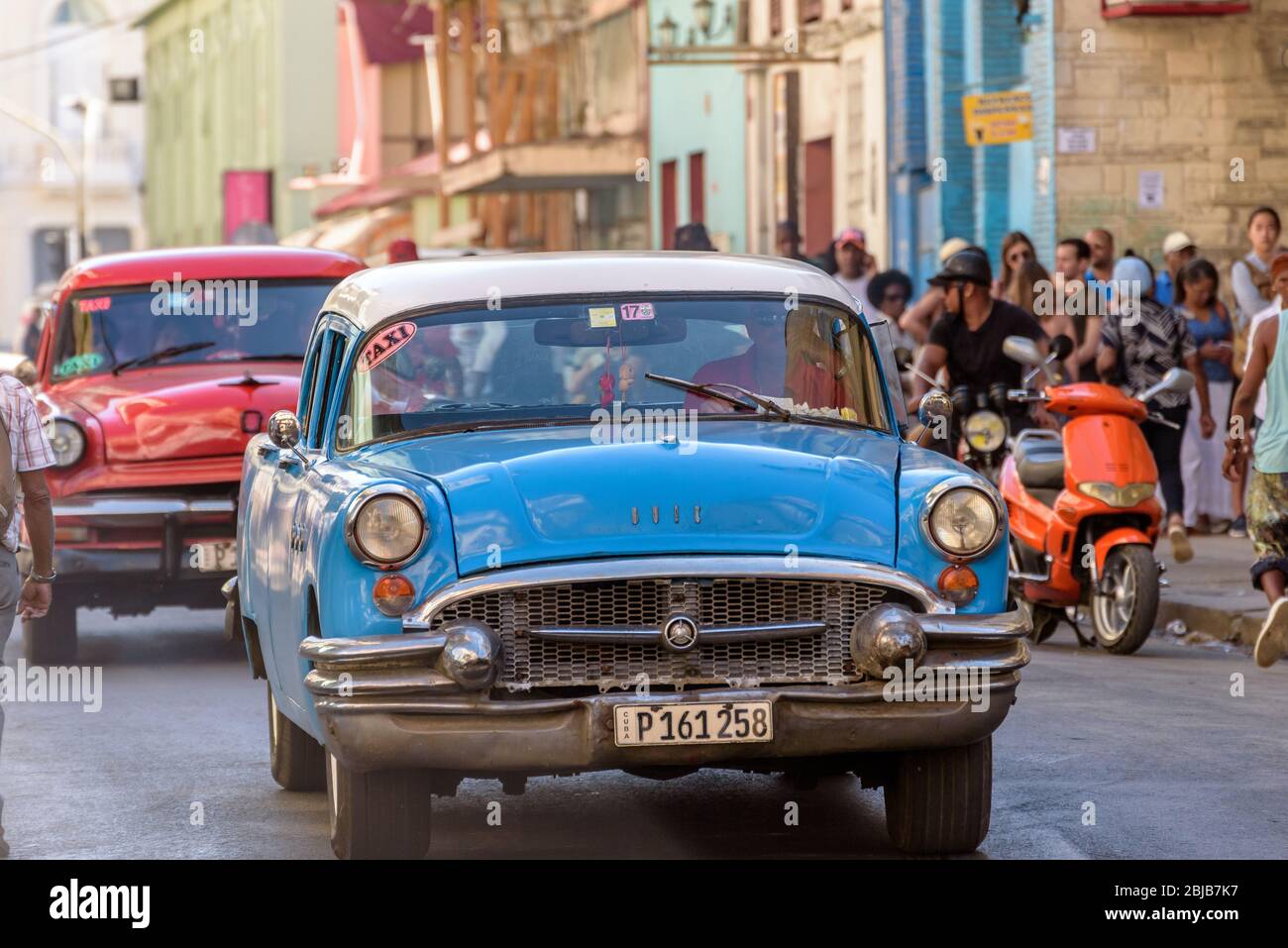 Auto colectivo hi-res stock photography and images - Alamy