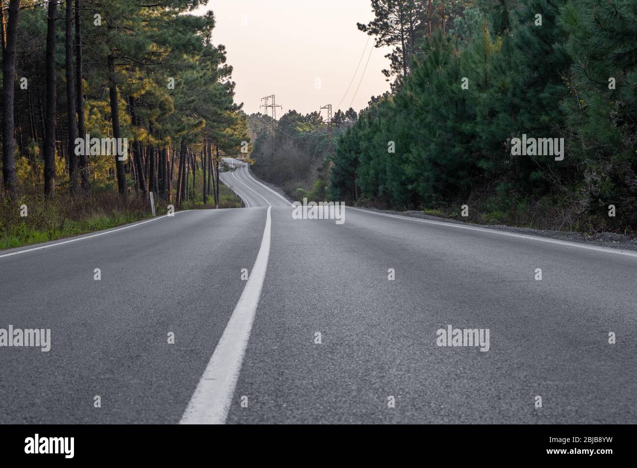 Beautiful road asphalt highway hi-res stock photography and images - Alamy