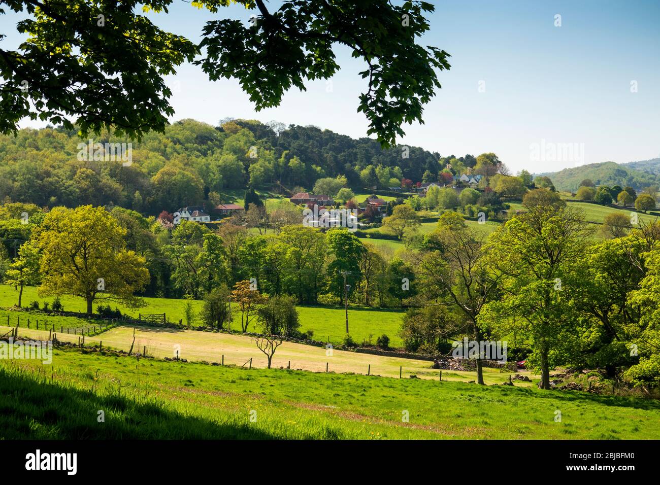 UK, England, Cheshire, Congleton, Cloudside, Timbersbrook village below ...