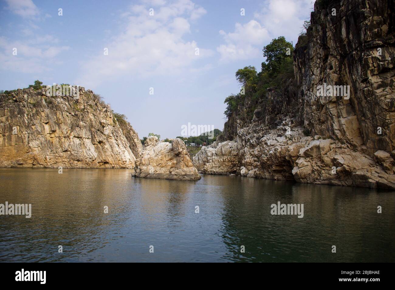 Narmada waterfall hi-res stock photography and images - Alamy