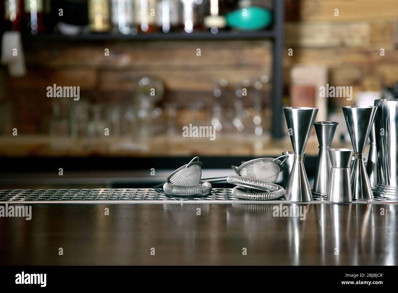 Bar counter in modern cafe Stock Photo - Alamy
