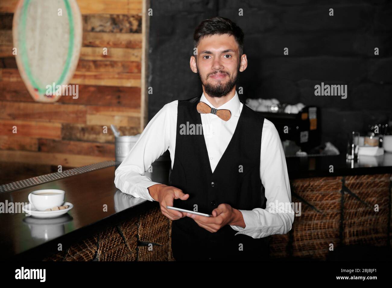 Waiter taking order tablet computer hi-res stock photography and images ...