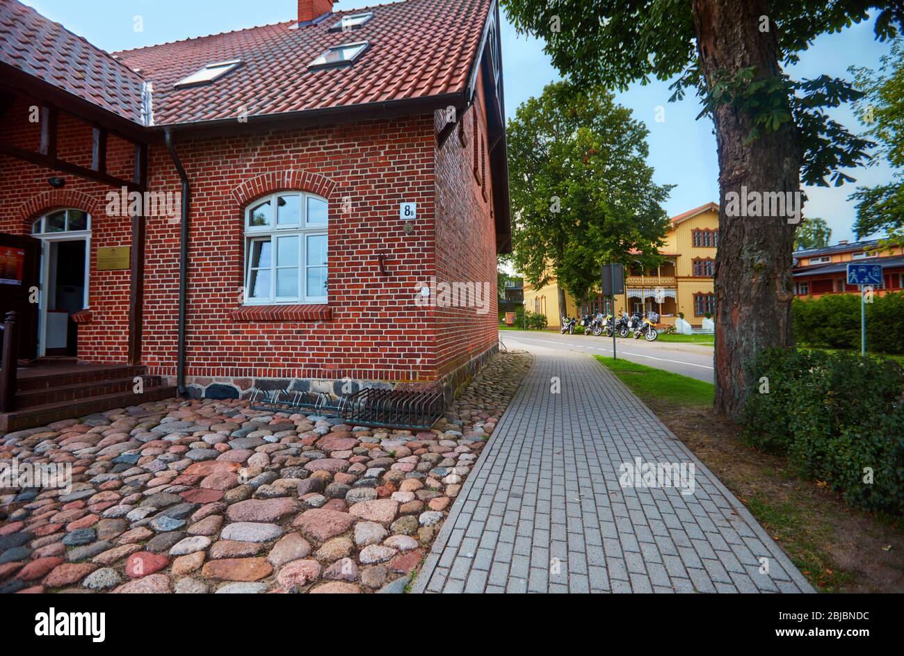 Traditional lithuanian house hi-res stock photography and images - Alamy