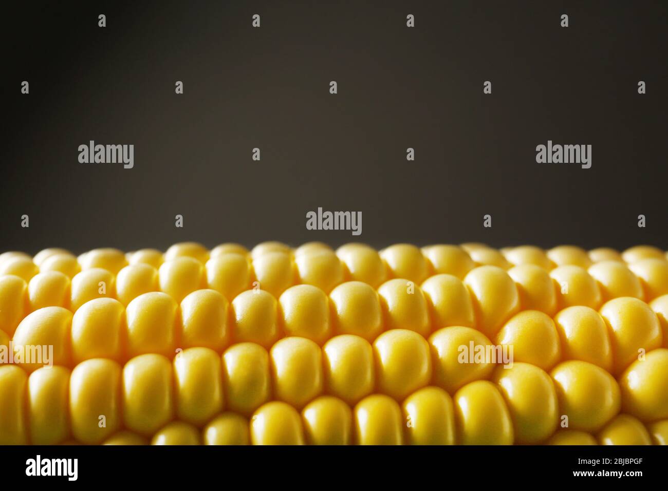 Fresh sweet corn, closeup Stock Photo - Alamy