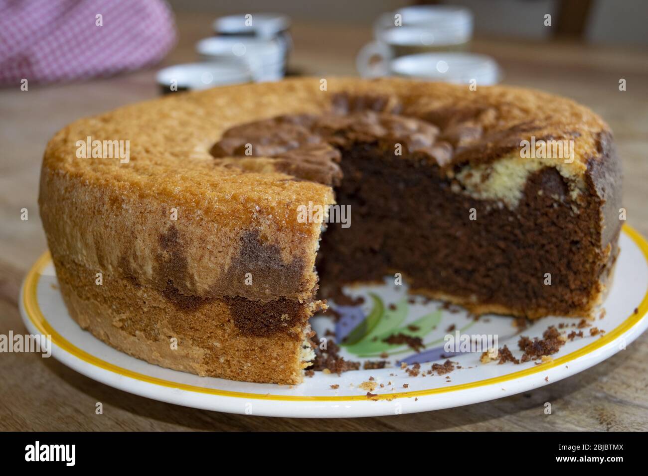 double taste sponge cake made at home Stock Photo - Alamy