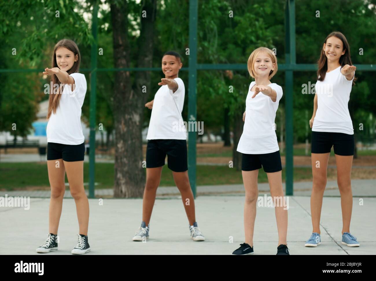 African students uniform teens hi-res stock photography and images - Alamy