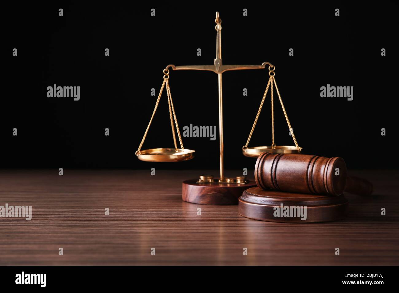 Judges gavel scales justice hi-res stock photography and images - Alamy