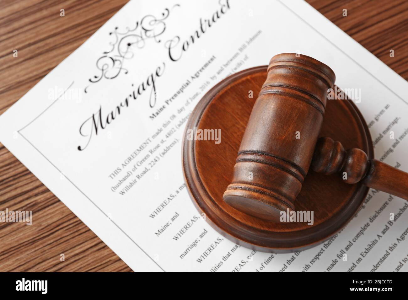 Civil wedding ceremony judge hi-res stock photography and images - Alamy