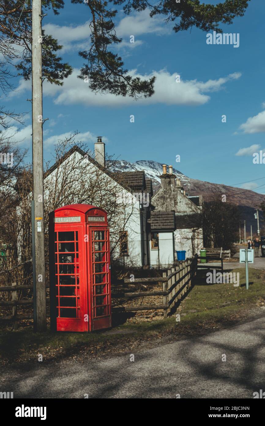 Phone box cottage scotland hi-res stock photography and images - Alamy