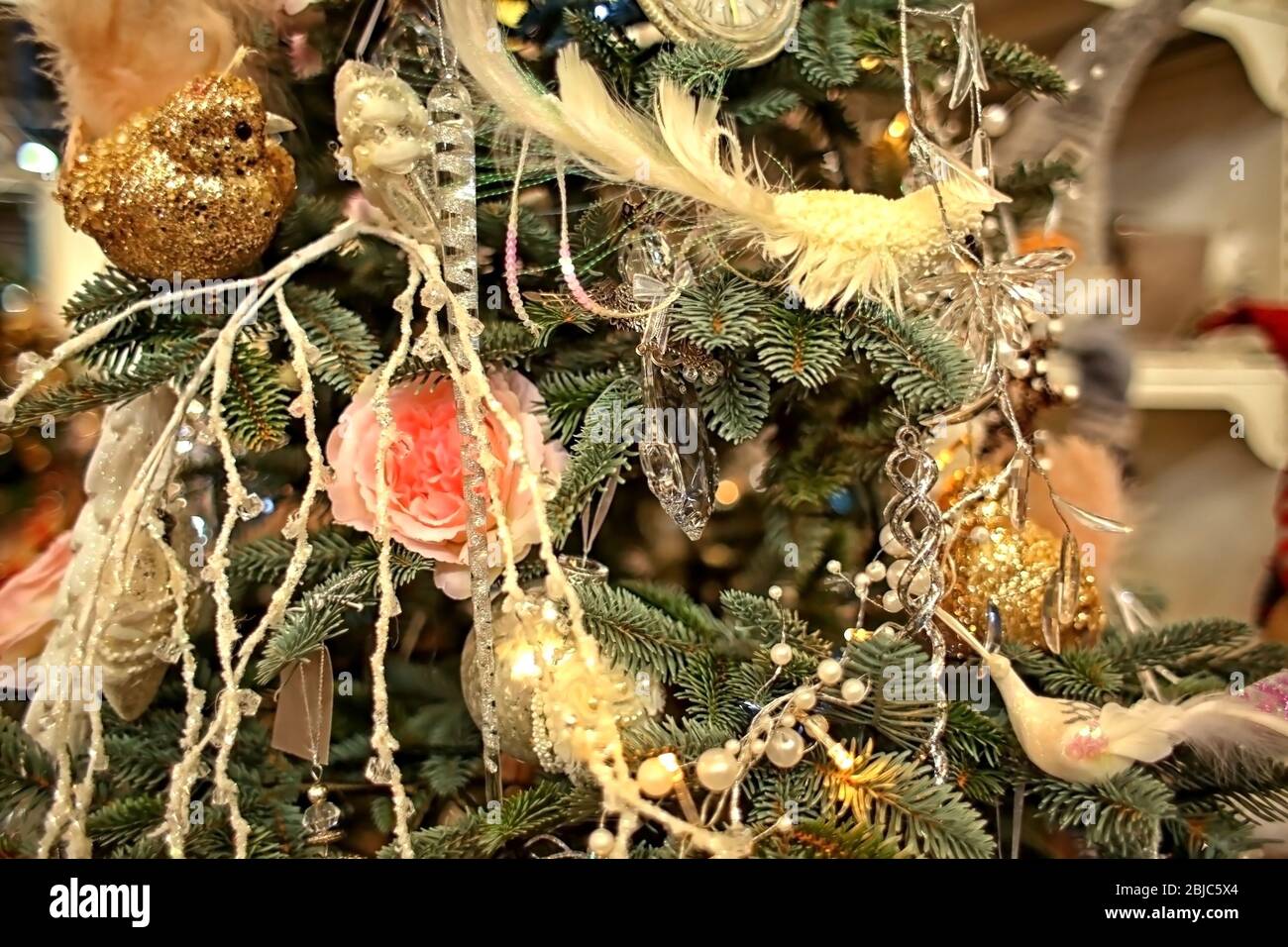 Decorated Christmas tree, closeup Stock Photo - Alamy