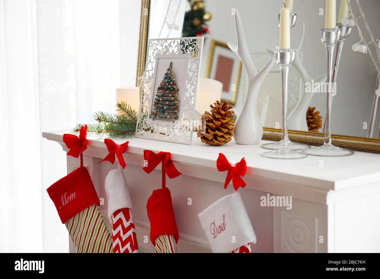 Vintage mirror frame christmas hi-res stock photography and images - Alamy