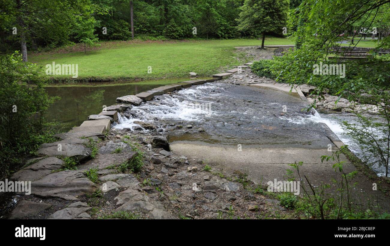 Gorge amphitheater hi-res stock photography and images - Alamy