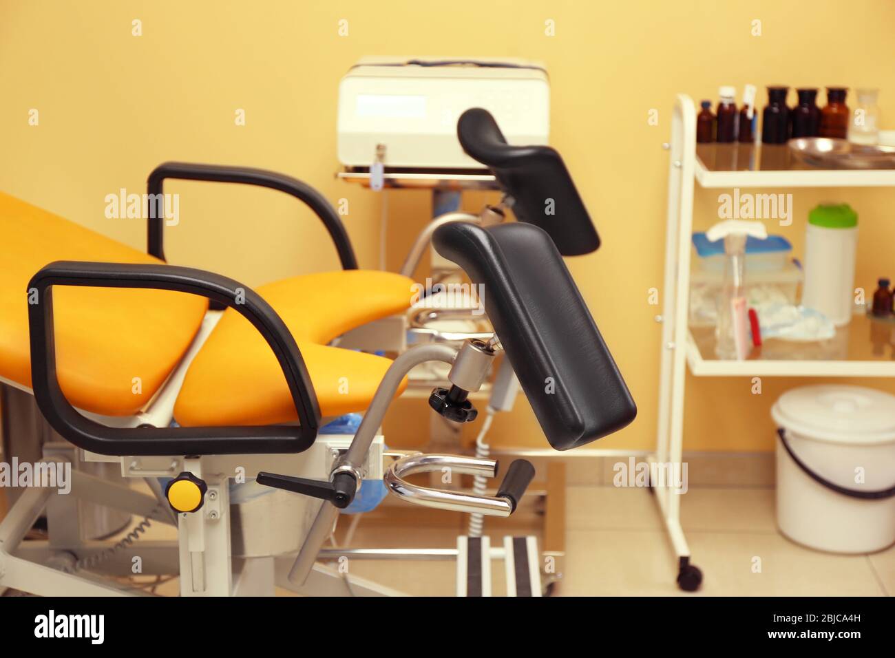 Gynecological room hi-res stock photography and images - Alamy