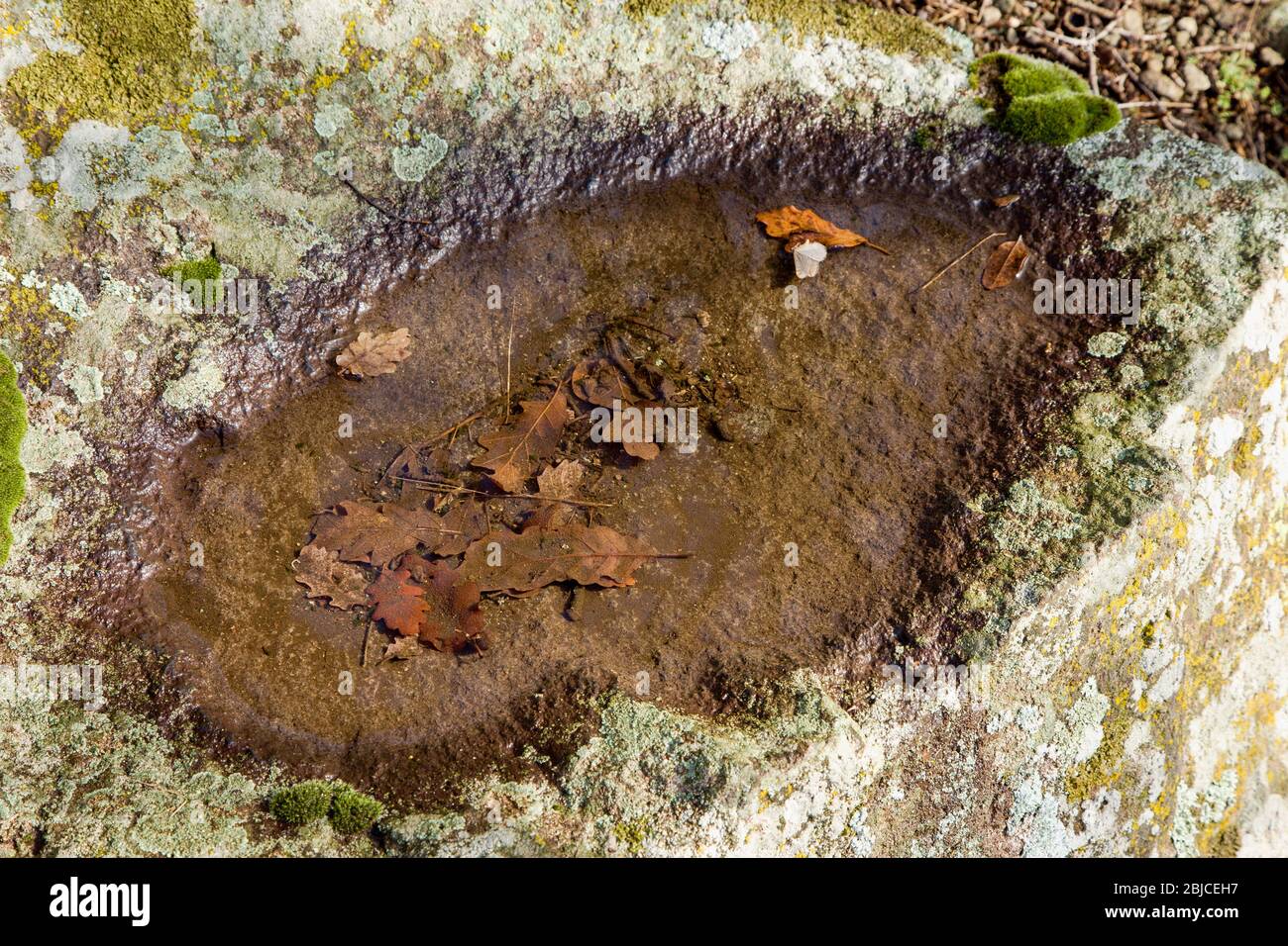 Rock recess hi-res stock photography and images - Alamy