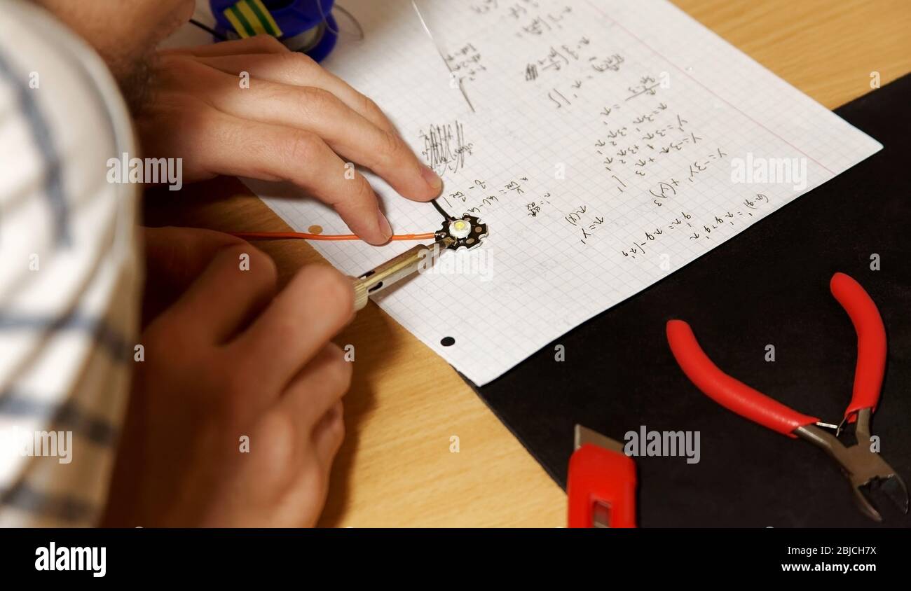 Soldering wires hi-res stock photography and images - Alamy