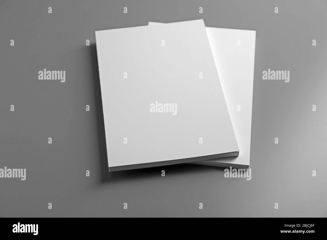 Front view advertisement blank Black and White Stock Photos & Images ...