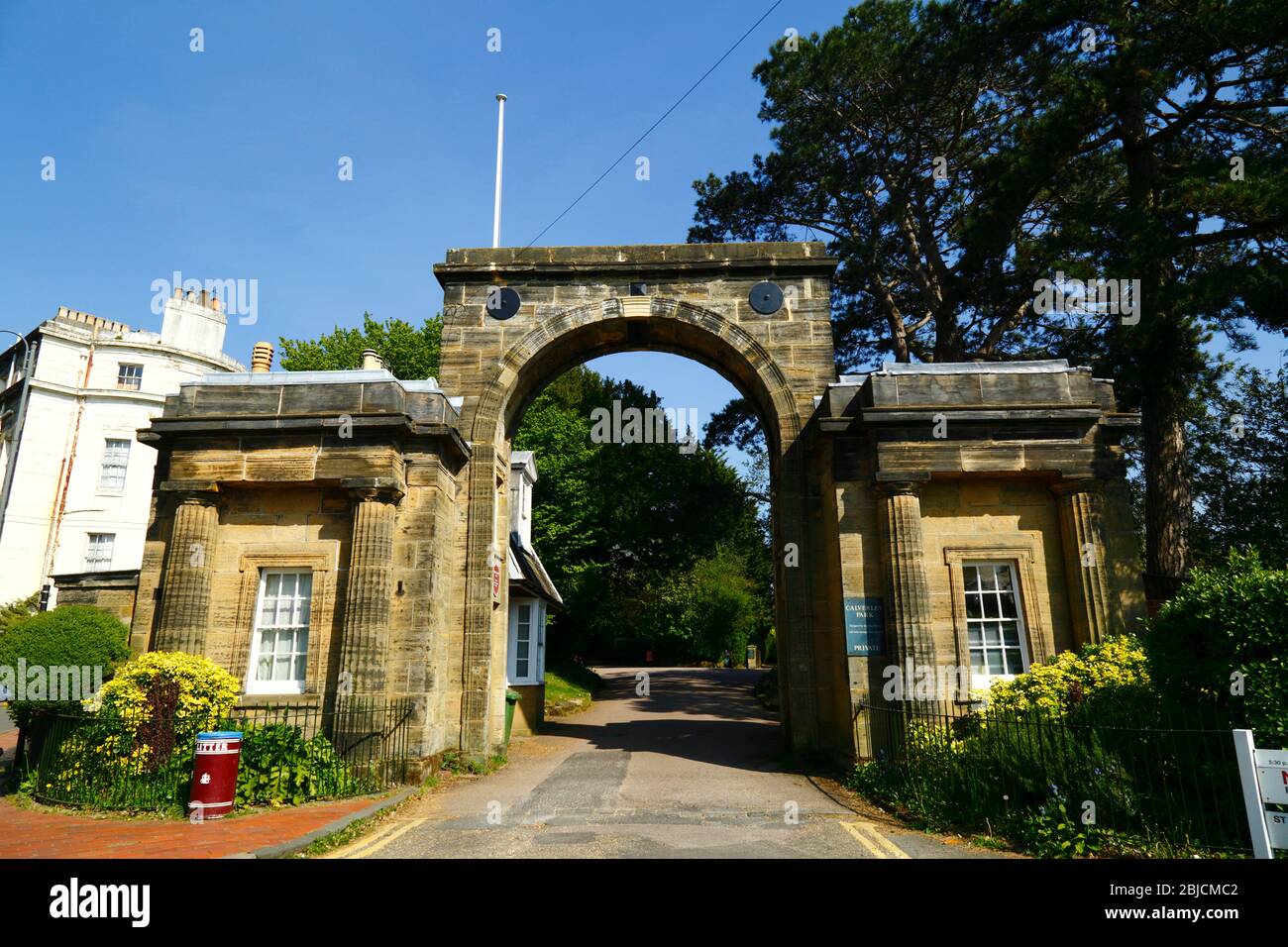 Gateway arch archway entrance hi-res stock photography and images - Alamy