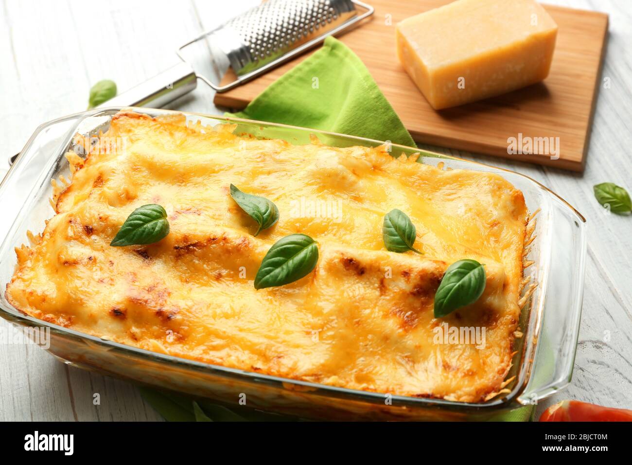 Traditional lasagna in glass baking dish, closeup Stock Photo - Alamy
