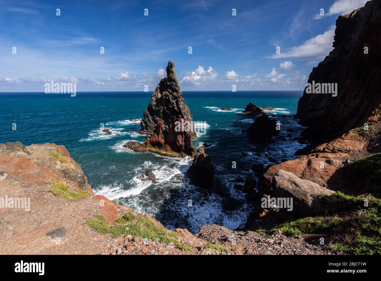 Famous rock formation hi-res stock photography and images - Alamy
